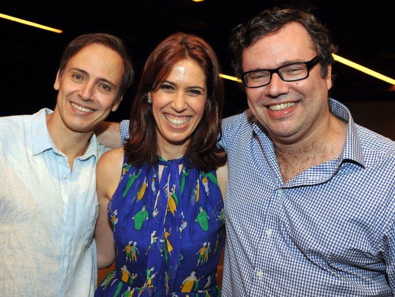 KELLY GUERREIRO BARRA RIO IN FOCUS: A Garota do Adeus” no Teatro ...