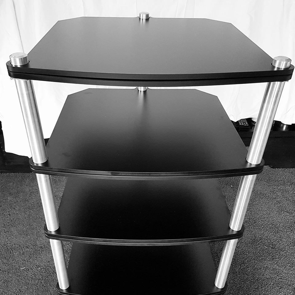 GRIZZLY WORKS AUDIO RACK – M & S | Ultimate High-Fidelity