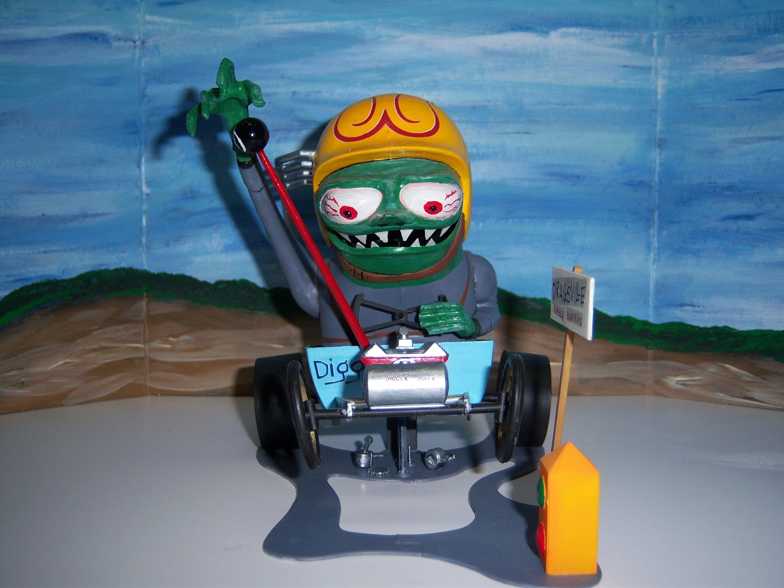 Weird-Ohs: Digger the Way Out Dragster | Weird Fantastic Toy Adventures