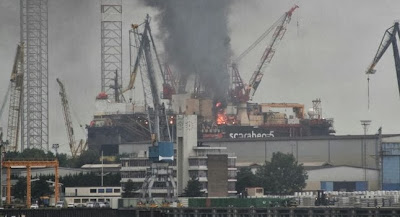 La Scarabeo 5 della Saipem in fiamme - No all'Italia petrolizzata