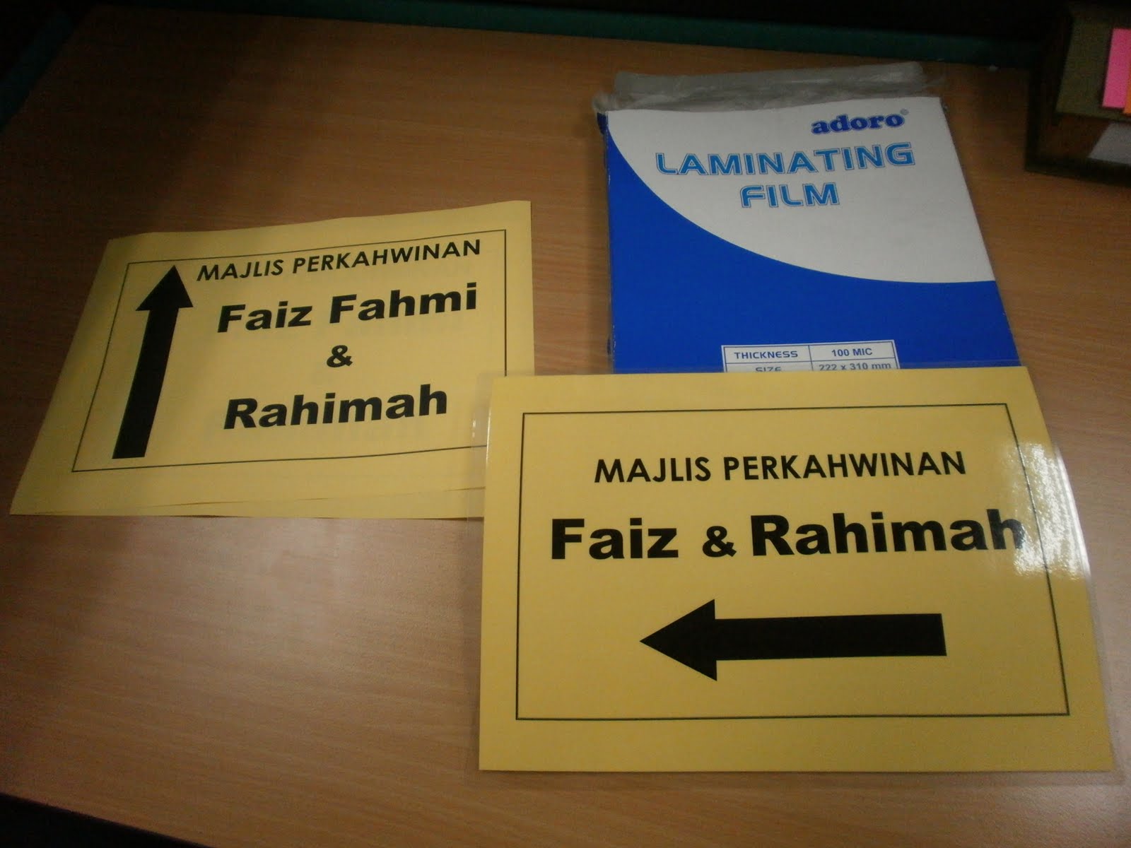 jari gebu: papan tanda