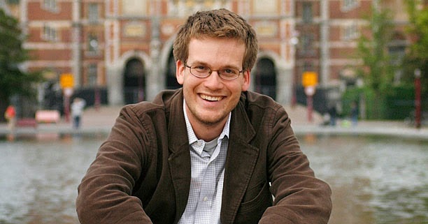 Un laberinto hacia la felicidad: Biografía de John Green