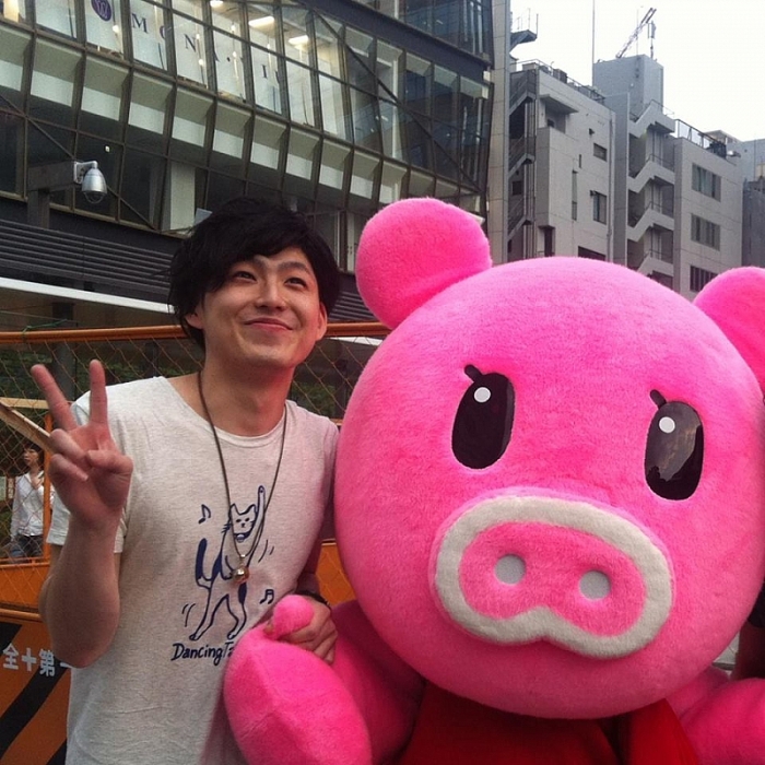 Nam chính Takafumi Akutsu điển trai trong 'Nhắm Mắt Thấy Mùa Hè' là ai ...