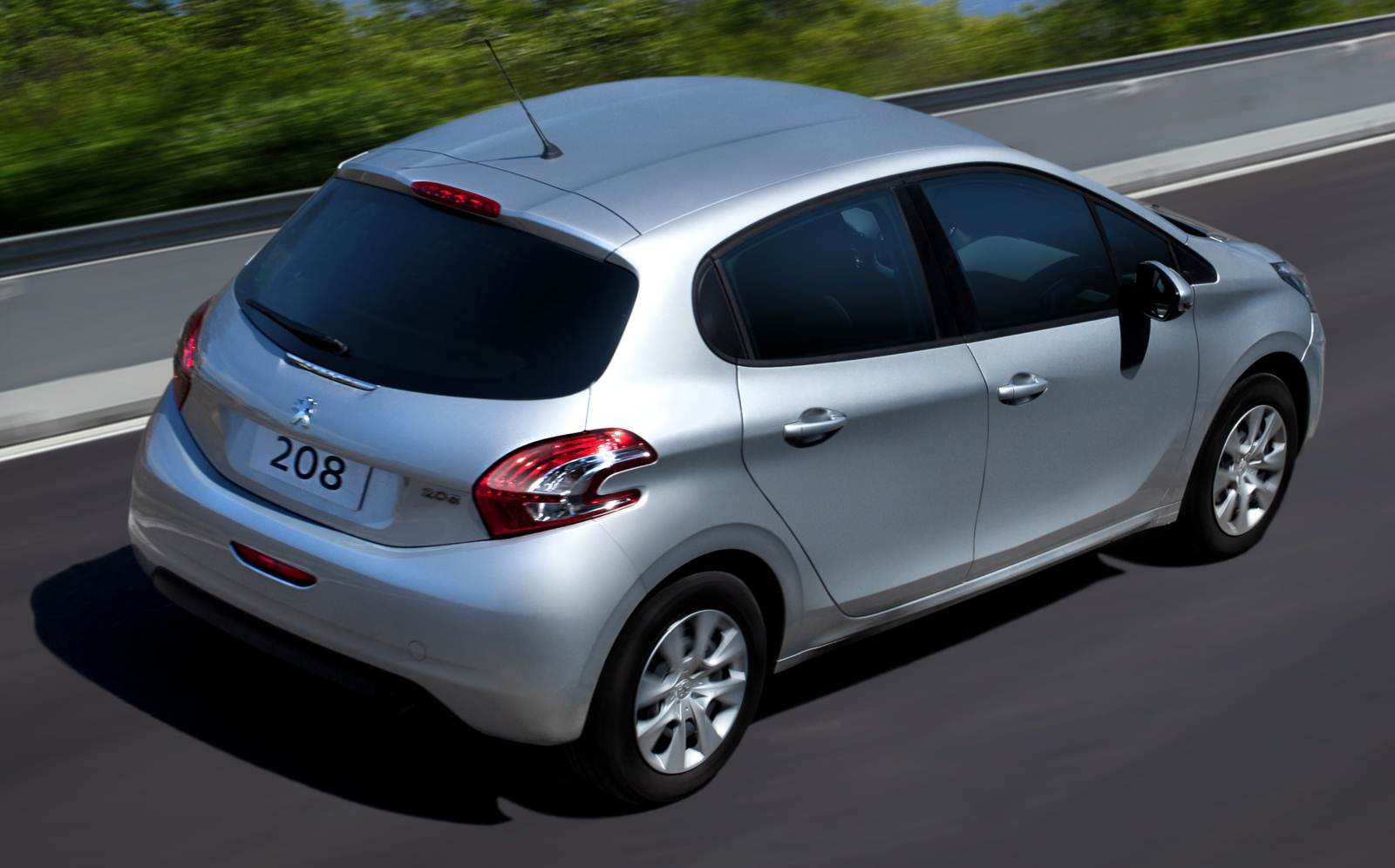 Peugeot 208 Active: fotos, consumo, preço e ficha técnica