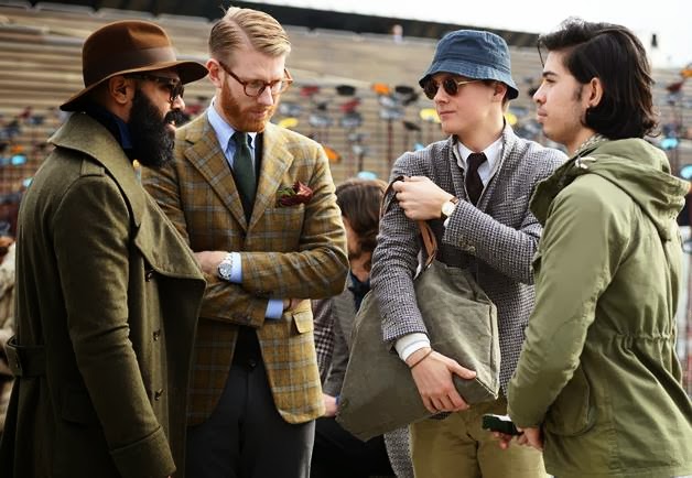 seen by maya: > The evolution of men's clothing in the past 5 years