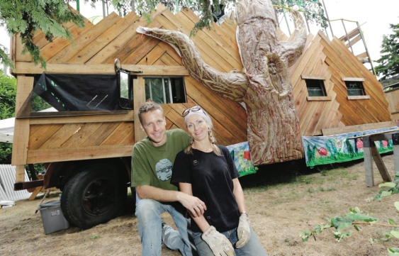 Vancouver Island Big Trees: Tree House Art Car Brings Bit of BC Forest ...
