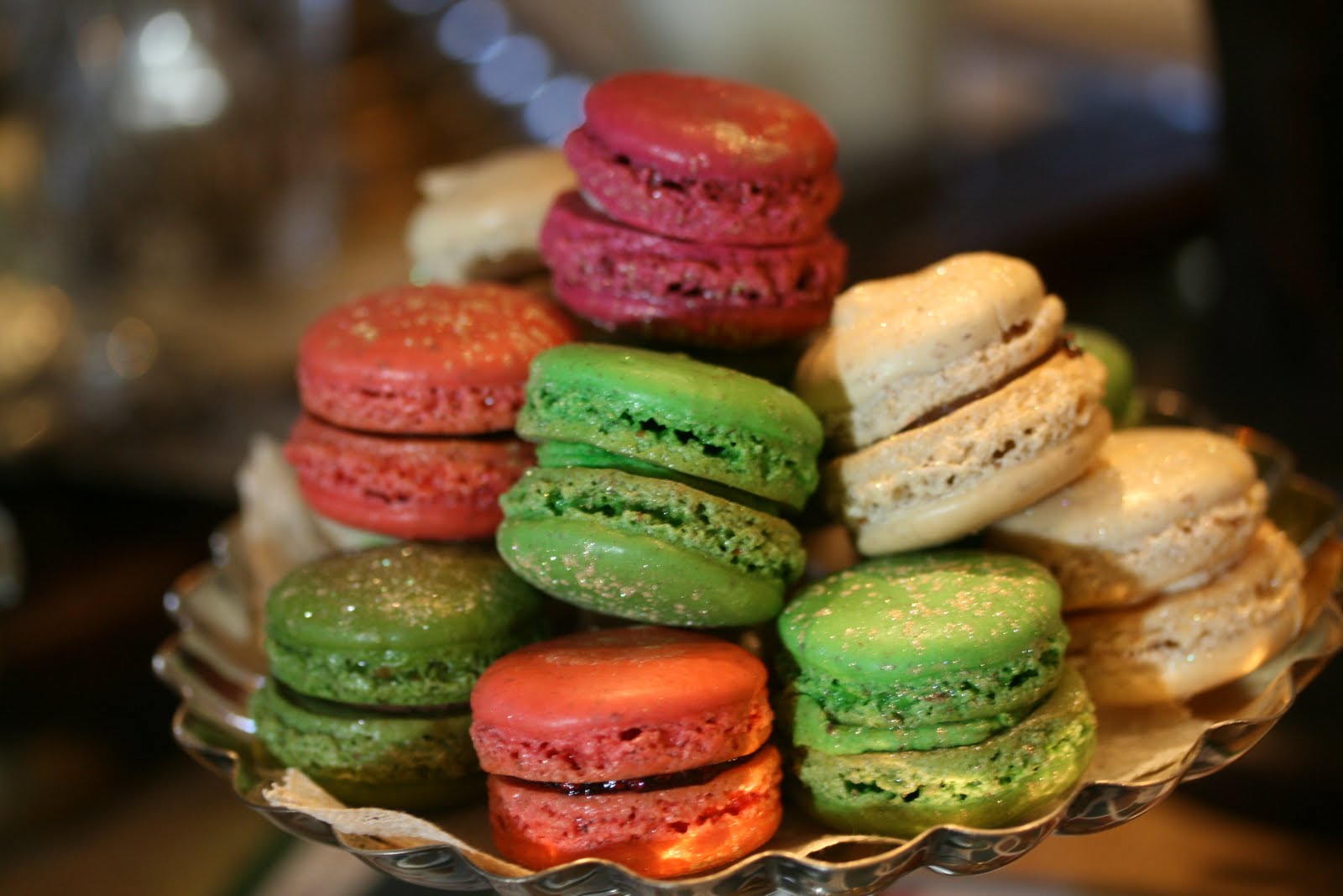 Romancing the Home: French Macaroons for Christmas