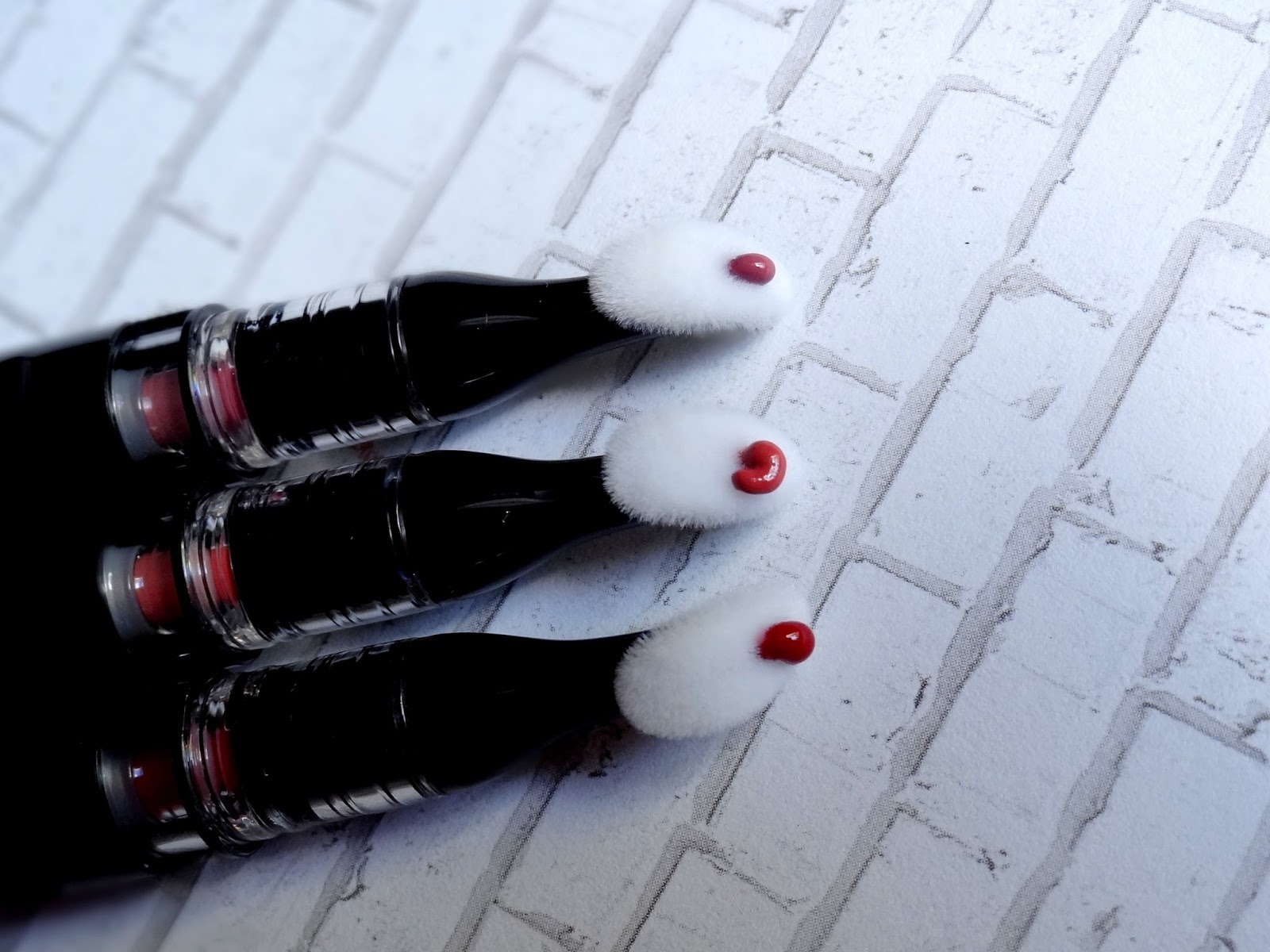 Makeup, Beauty and More: Elizabeth Arden Beautiful Color Bold Liquid ...