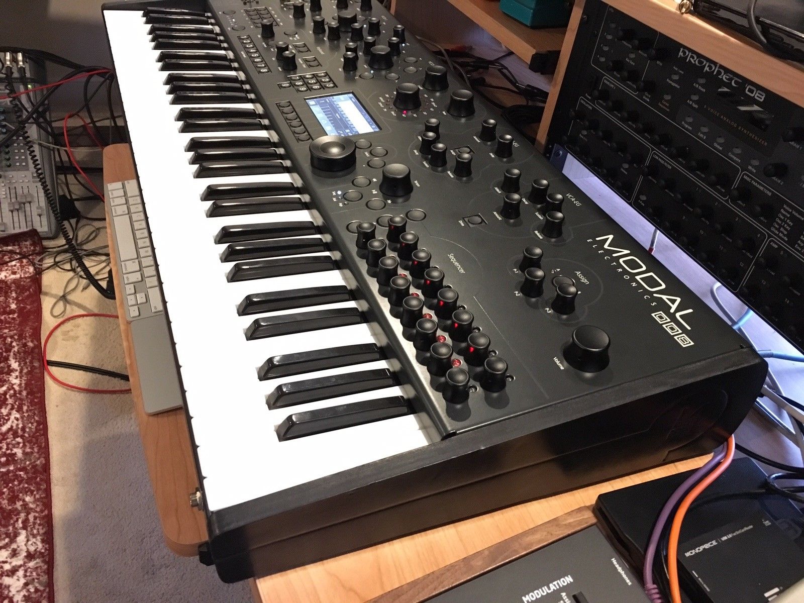 MATRIXSYNTH: Modal Electronics 008 8-Voice Analog Synthesizer with ...