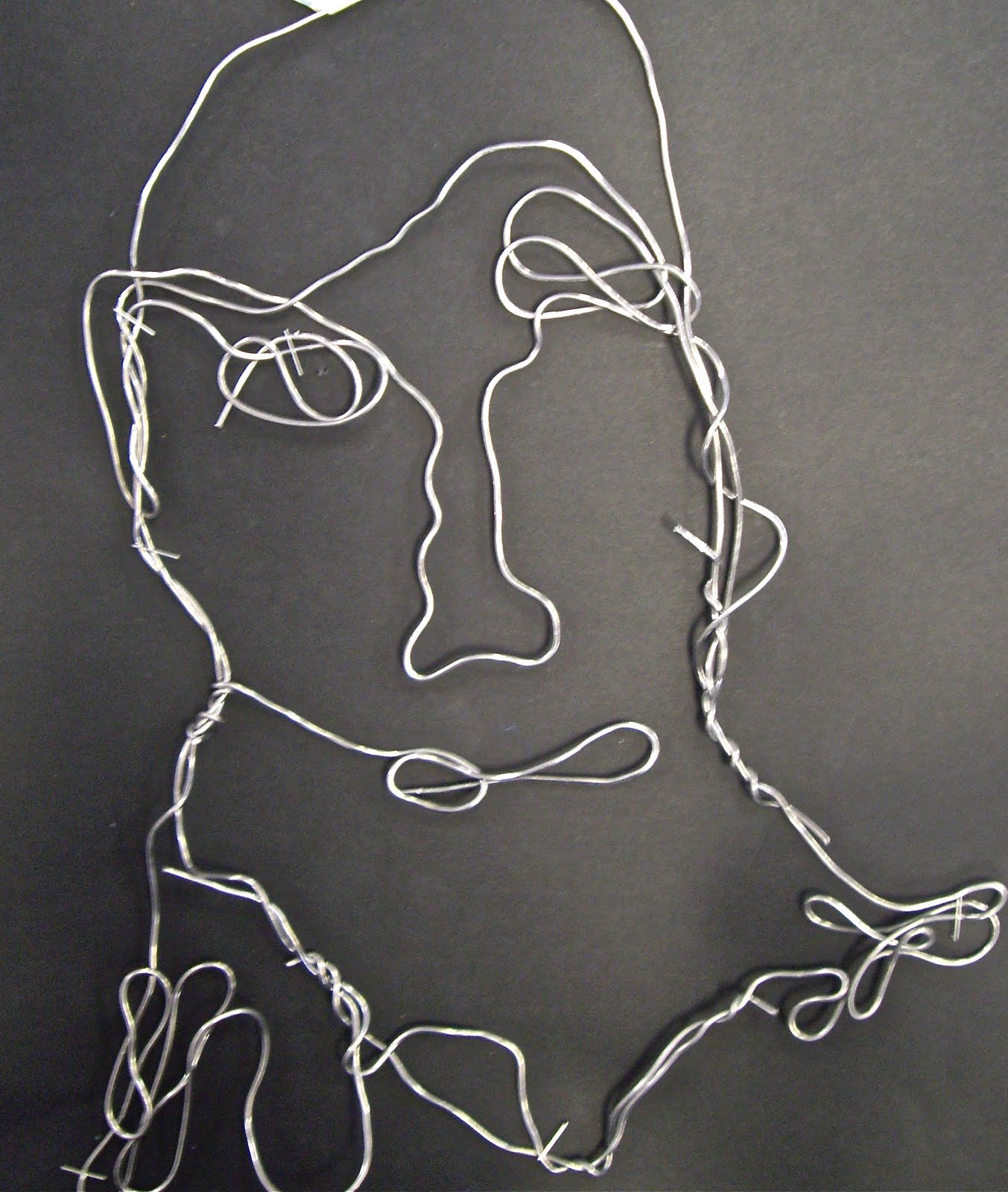 Use Your Coloured Pencils: Contour Line Self Portraits