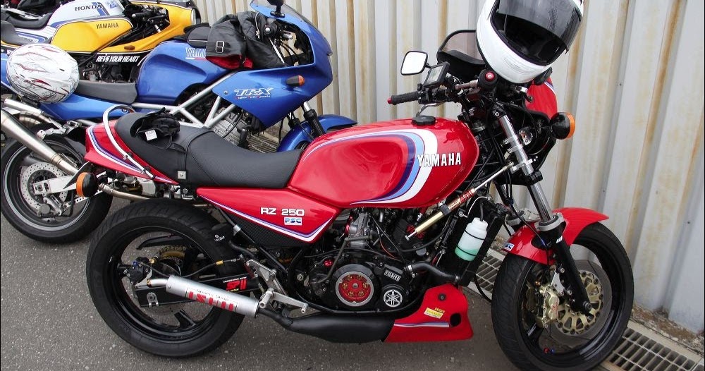 ROAD RIDER: viva! 2stroke YAMAHA RZ250 Custom Machine