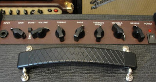 Budget Gear For The Working Musician: Vox Pathfinder 15/15R Review