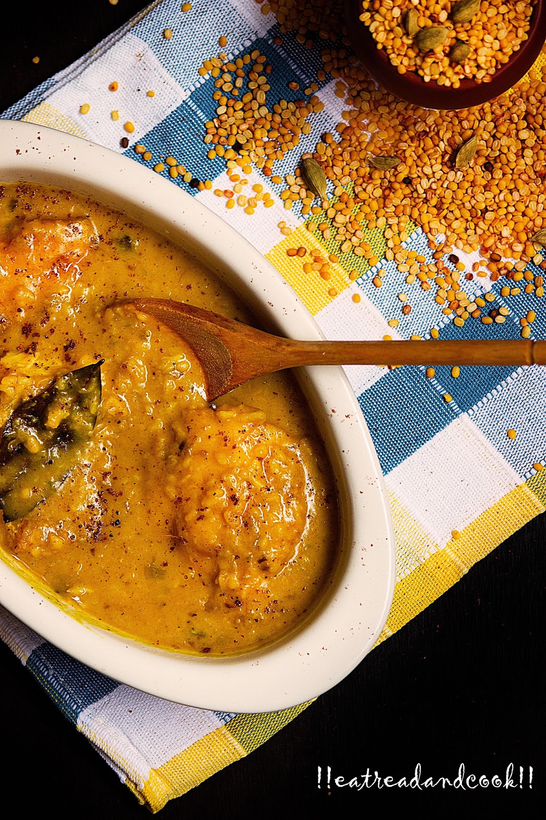 Bhaja Mug Dal Diye Mach / Moong Dal Fish Curry ~ Ex-Cook