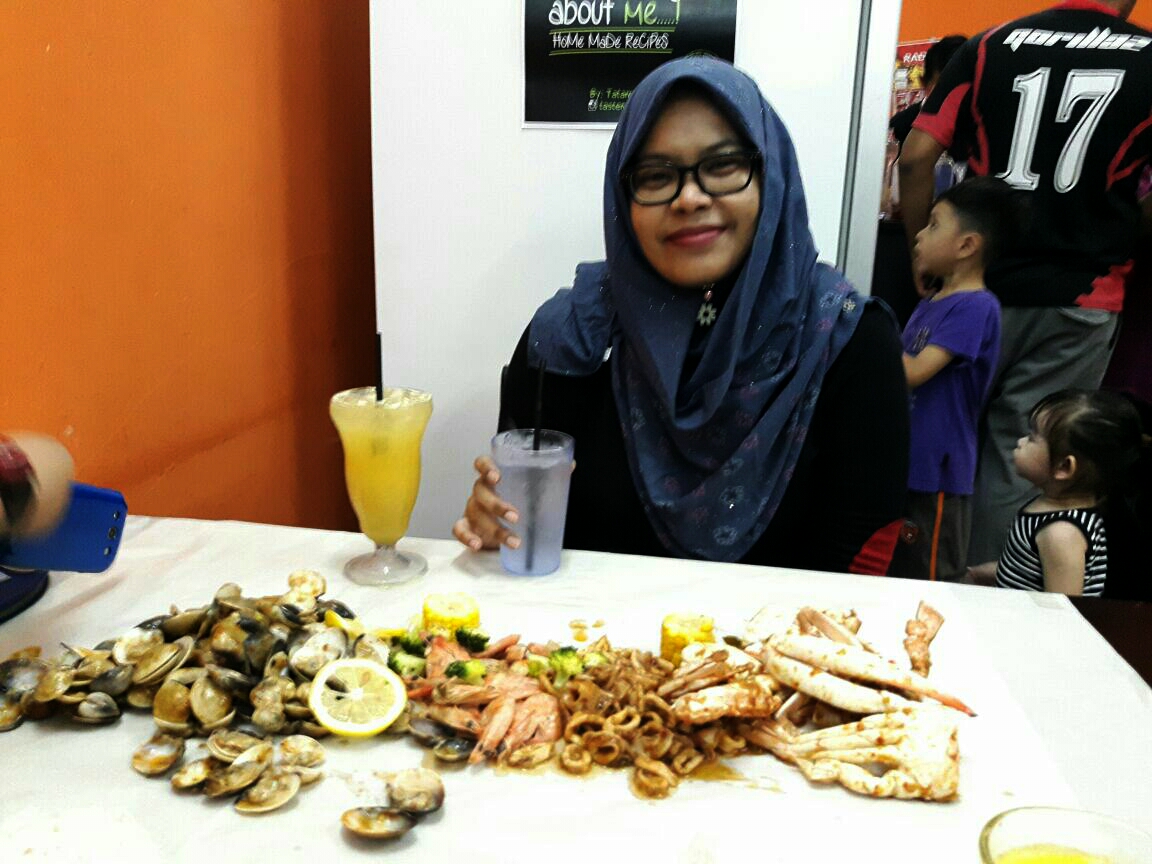 ~cT ChEerY-Diary aku Manja~: Shell-out Subang Bestari