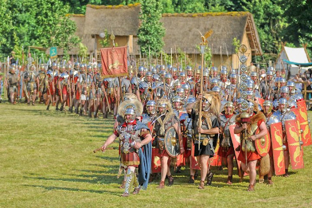 Modern Medievalist-(tm): Profile of Excellence: Jacques Marechal Photographer