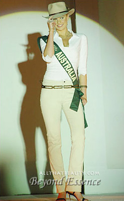 All That Beauty: Miss Earth 2003 Gallery : National Costume