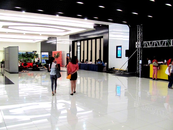 SM Lanang Premier: SMX Convention Center - Davao City | Davao Delights