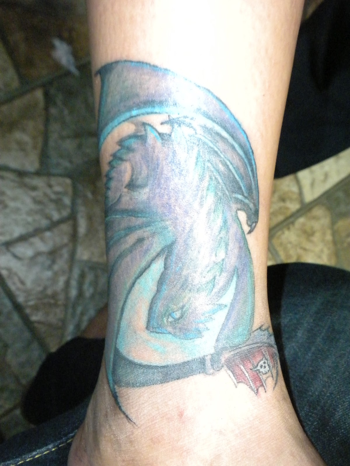 SUN SHADOW'S TATTOO: night fury dragon tattoo