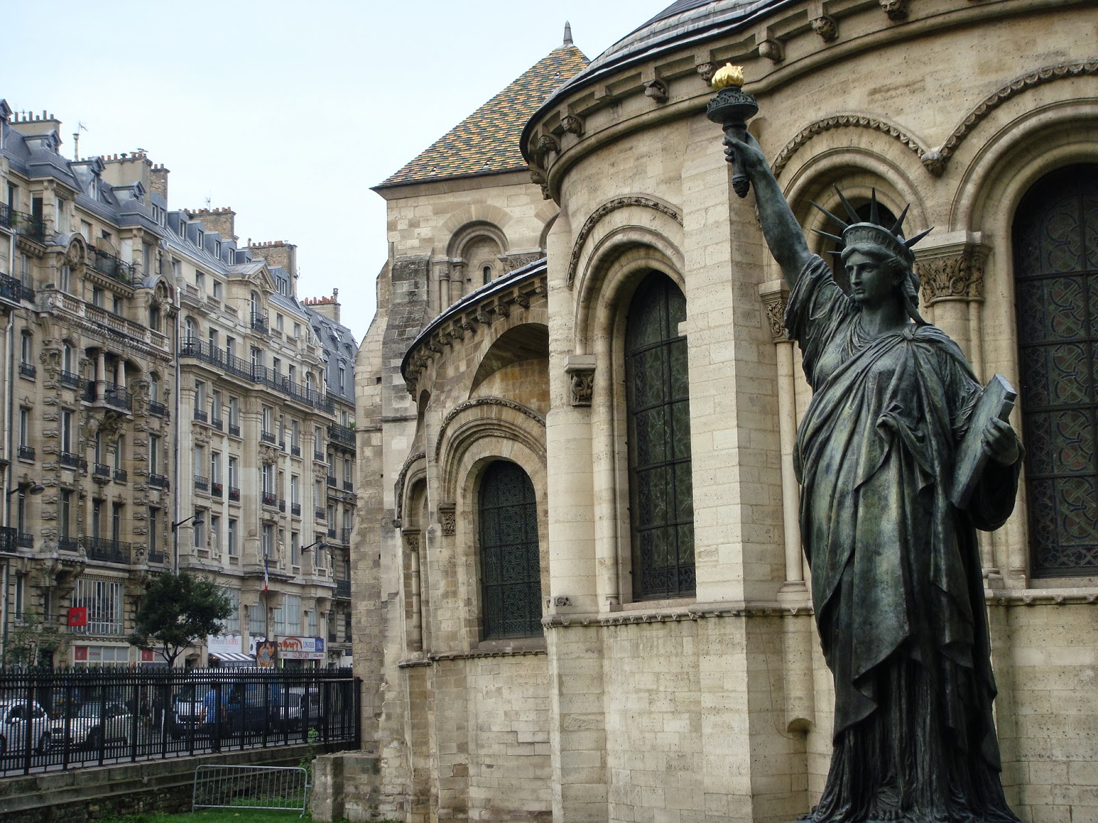 Expat with Kids in Paris: Uncovering the Knights Templars