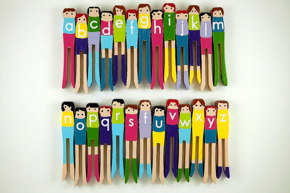 glitter, glue and fireflies: Tuesday Typeface...Back to School!