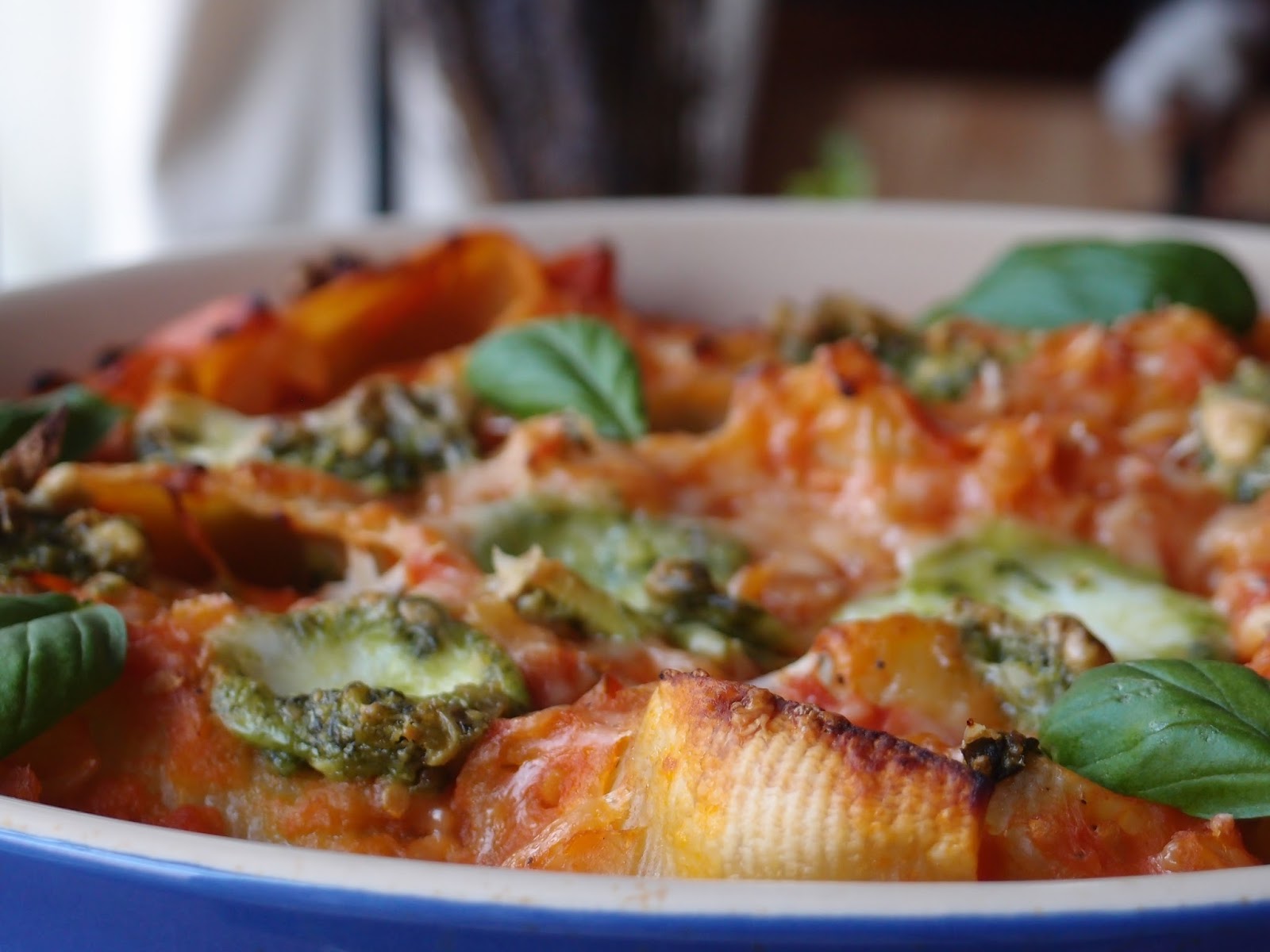 The VegHog: Stuffed lumaconi in tomato sauce