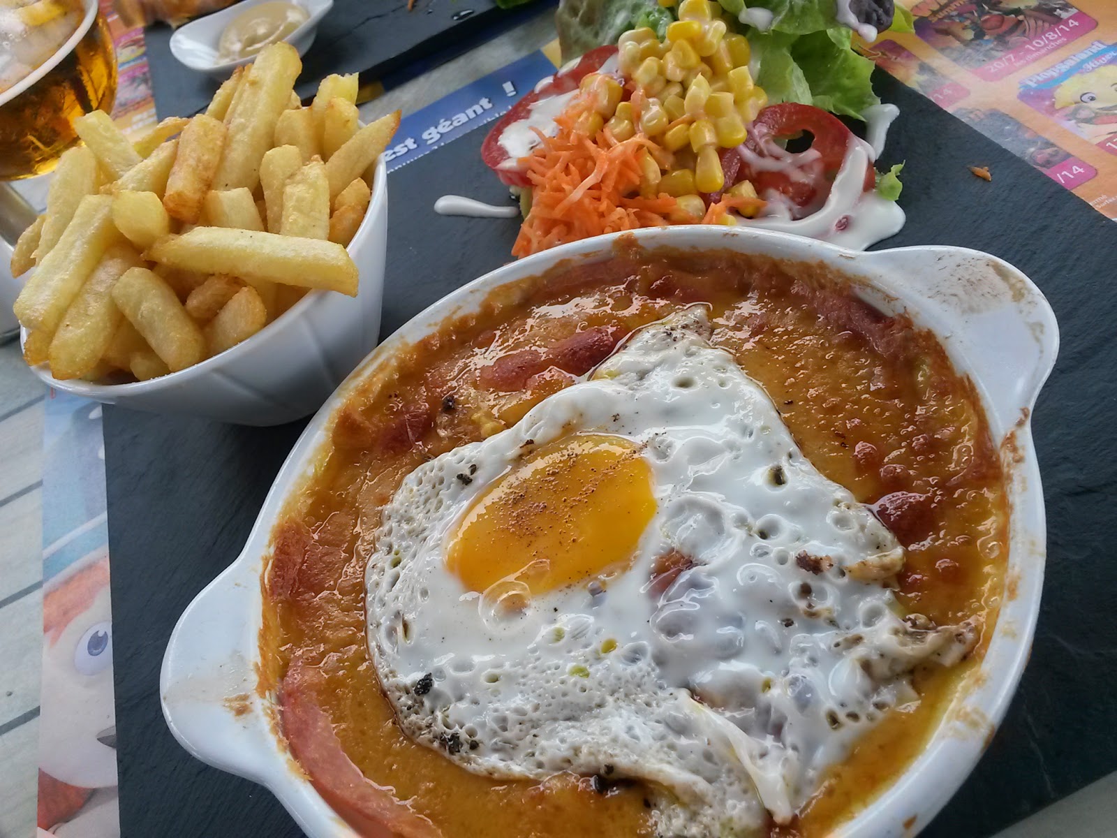 ROAD BOUFFE: Blanc et Gris Nez, welsh, Bruges, frites, Bruxelles, Lens