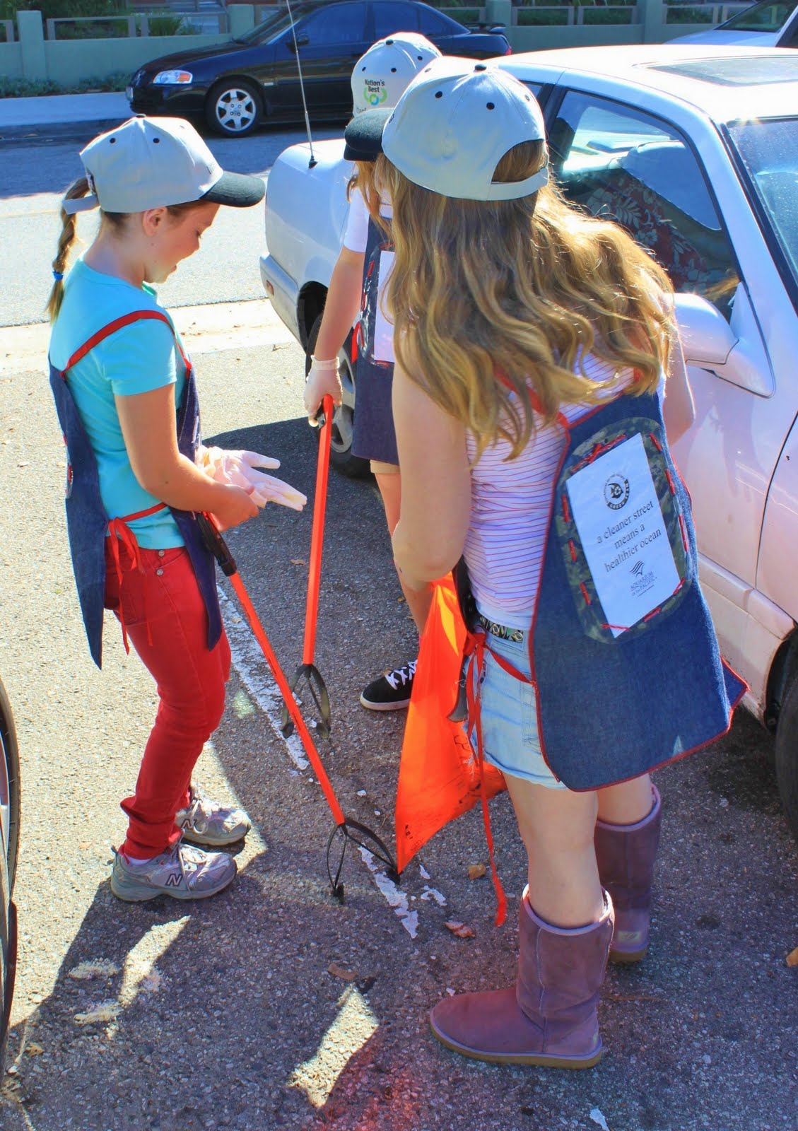HUNTINGTON BEACH GIRL SCOUT TROOP 746: NEIGHBORHOOD CLEAN UP DAY...and ...