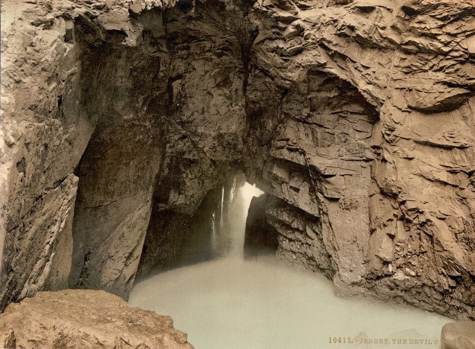 Ξωτικό: Η Τρύπα του Διαβόλου