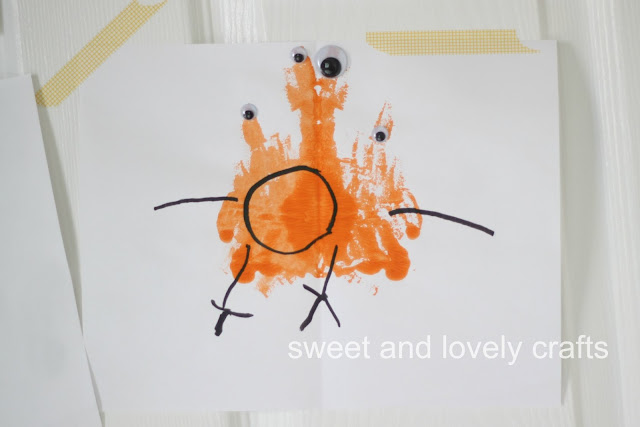 sweet and lovely crafts: Hallowen symmetry blob monsters!