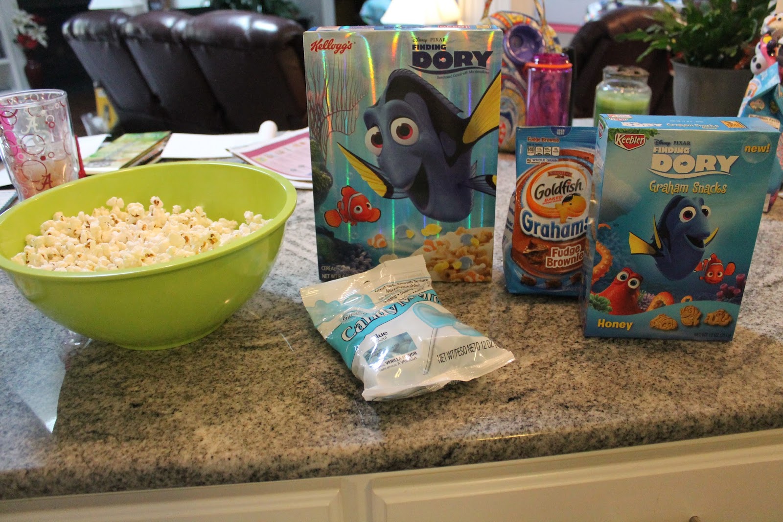 Dinner with the Grobmyers: Just Keep Swimming- Find Dory Snack Mix