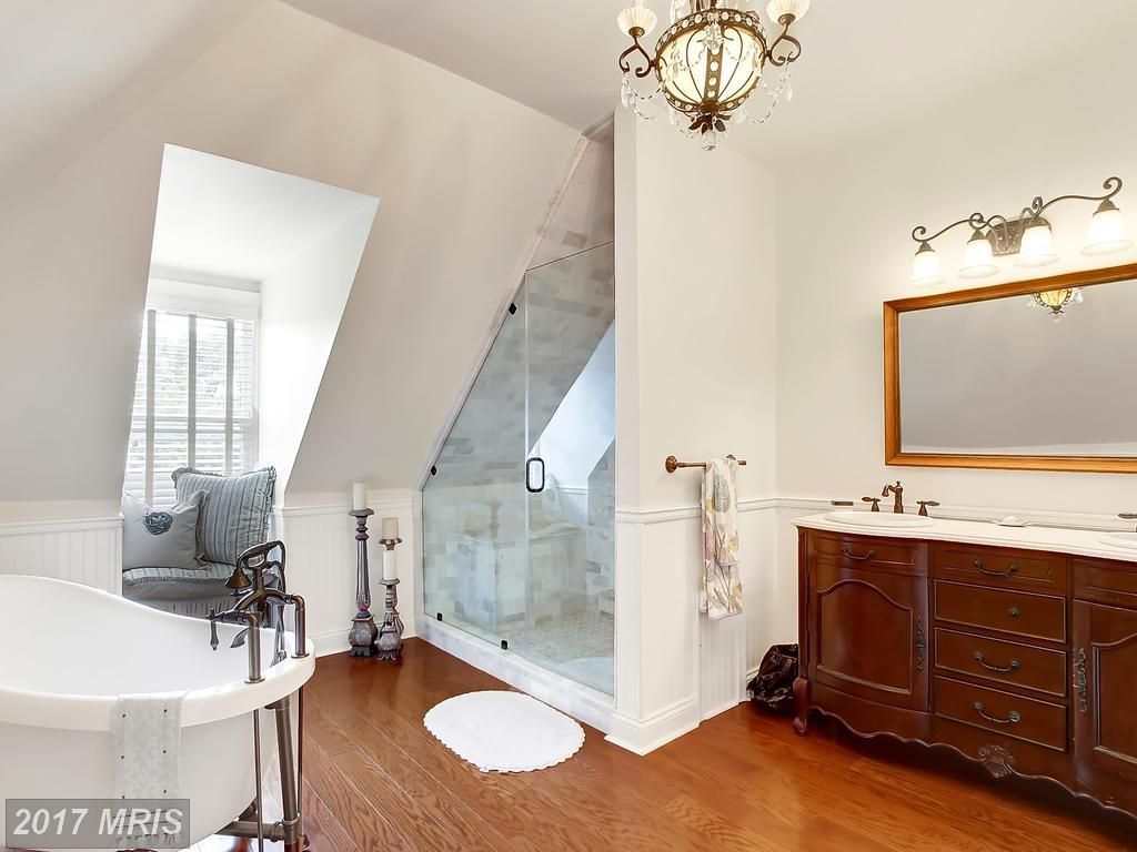 Sweet House Dreams: Schultz House/Oak Ridge Academy, 1837 Victorian in ...