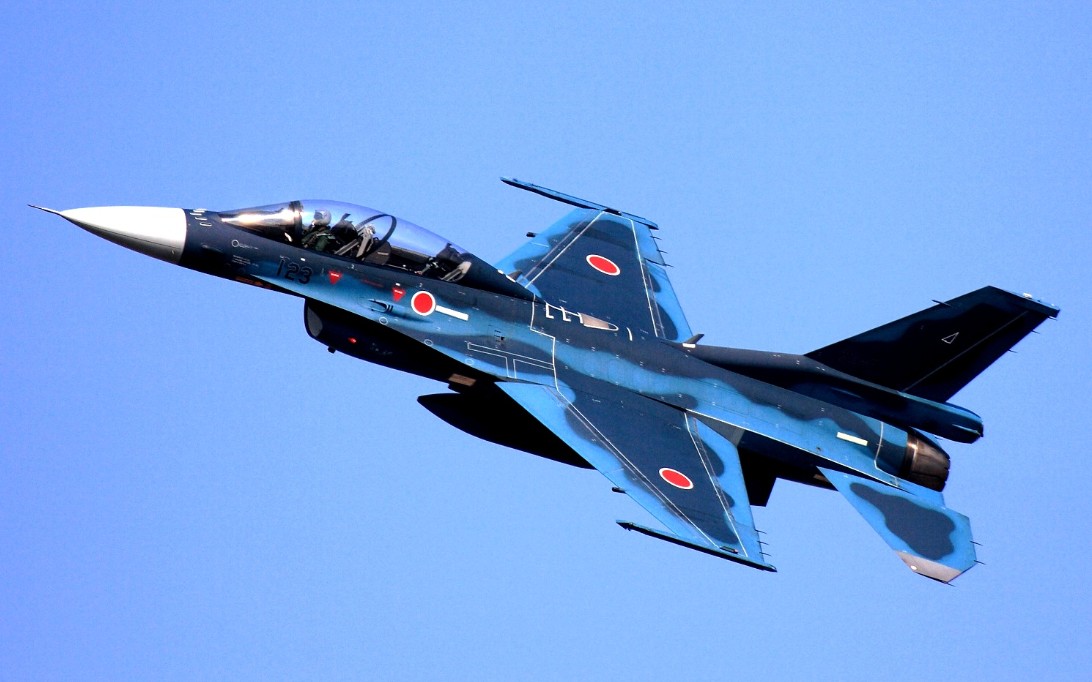 GAMBAR PESAWAT TERBANG: Jet tempur Mitsubishi F-2 (Wallpaper 3)