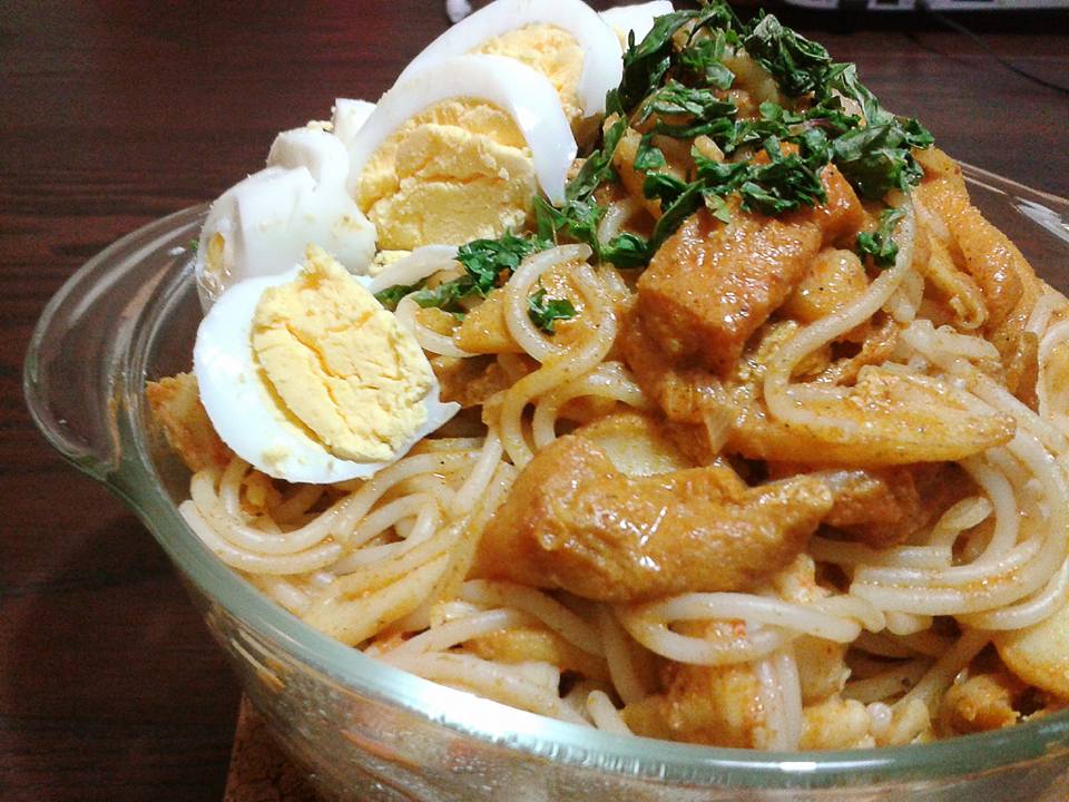 Dried laksa bee hoon by Tan Connie