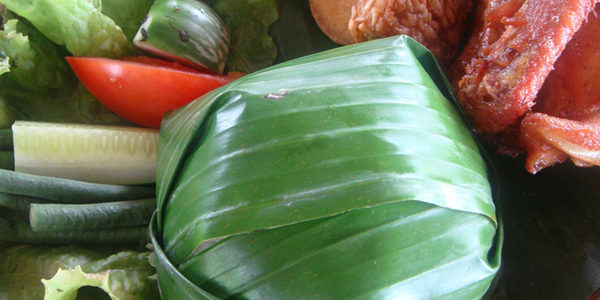 Nasi Timbel Komplit, Sekomplit Angkringan Ayem - Tahu Granat Ar Rayyan