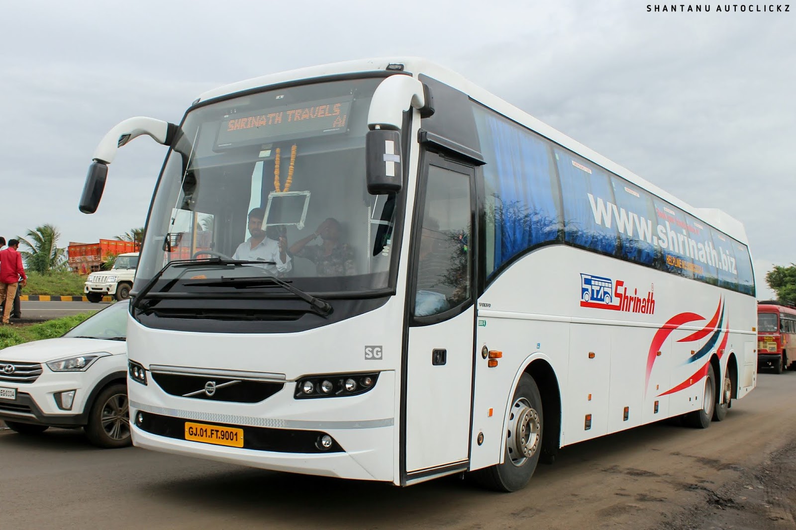 Shantanu Autoclickz: Brand New Shrinath Volvo 9400 B11R 2+1 AC Sleeper ...