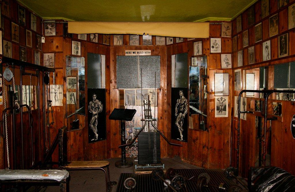 E7 Now & Then: Fire Guts Famous Gym