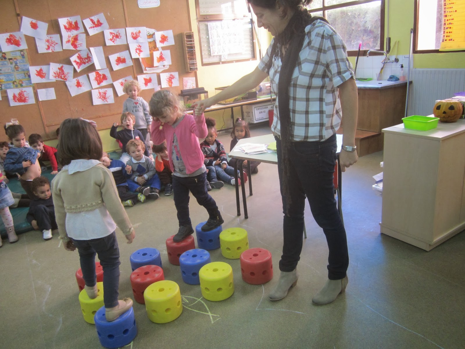 maestranainfantil: CRUZAMOS EL RÍO