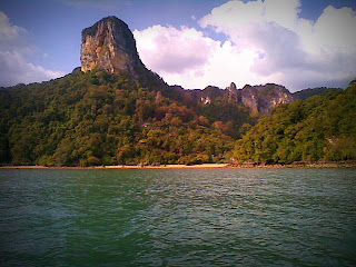 a daughter name fatimah...: Travel (3) : Rai Lay Bay (part 1)...