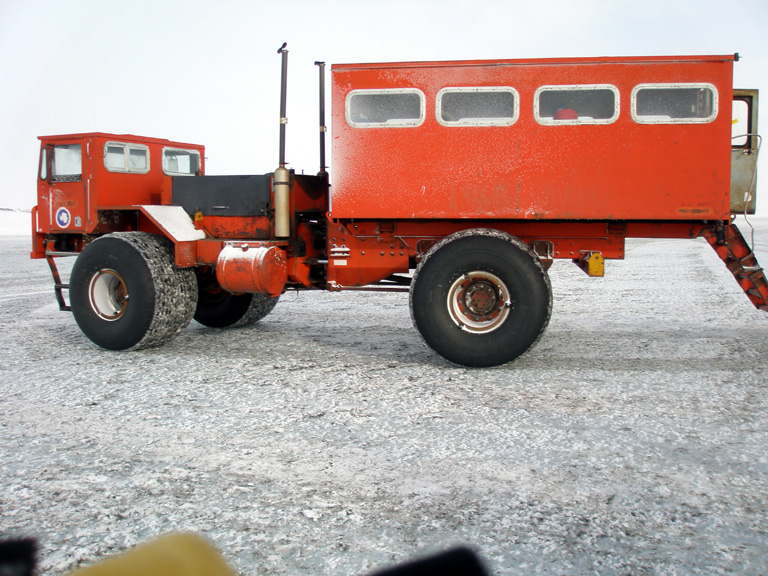 La Aventura Escrita: Delta Bus Specs