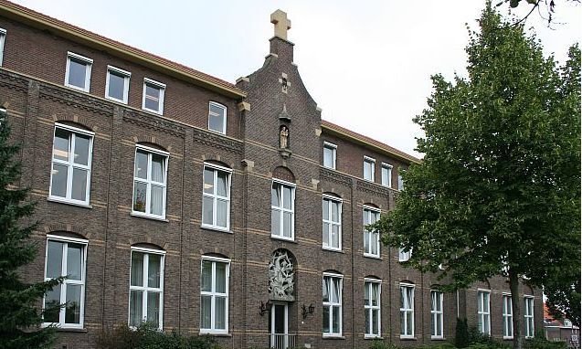 Retales de una vida...: El internado