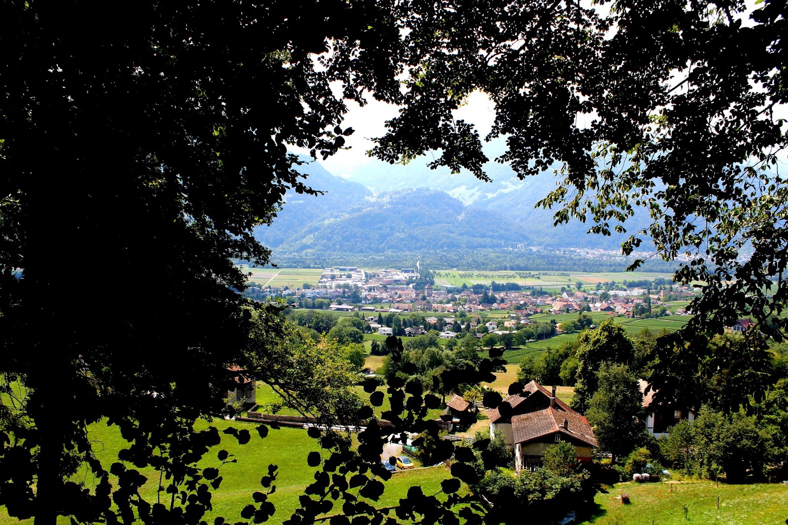 Maienfeld (Suiza) ~ EXCURSIONES Y SENDERISMO