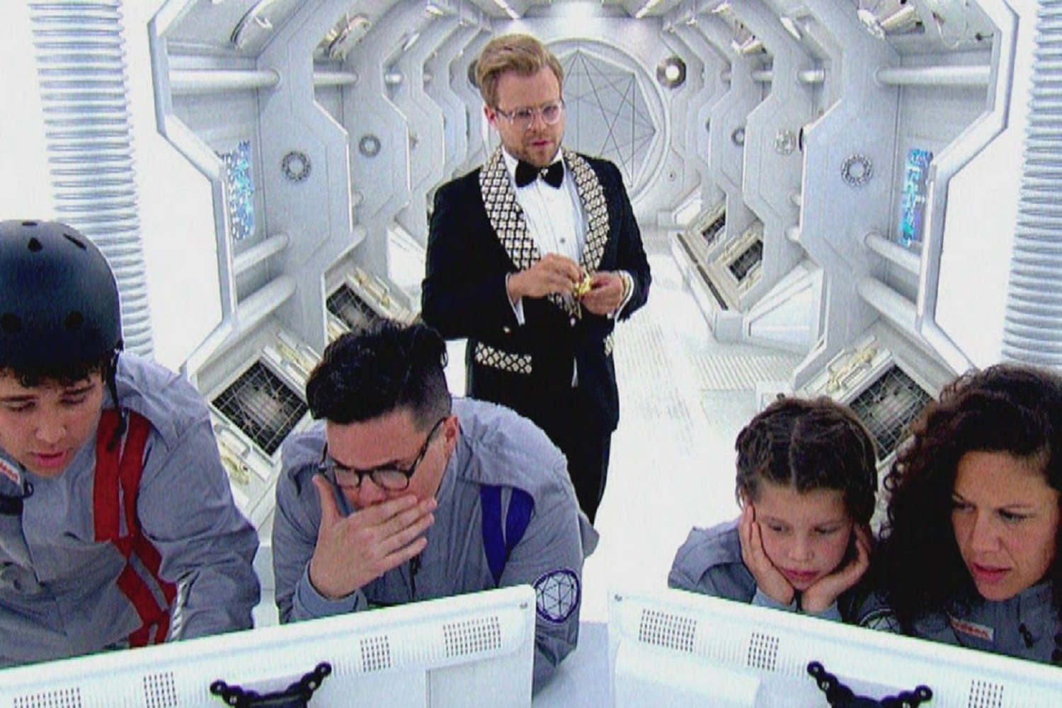 NickALive!: The Crystal Maze | Season 1 Finale Trailers | Nickelodeon