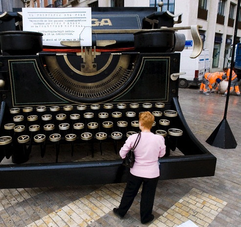 oz.Typewriter: Welcome to the Weird, Wacky, Wonderful World of ...