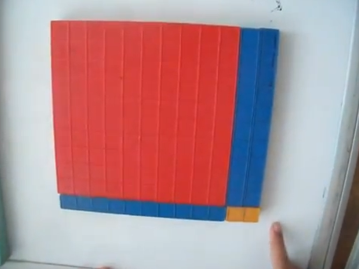 Crewton Ramone's Blog of Math: Long Division With Base Ten Blocks