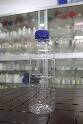 KOTA WISATA: Botol Air mineral
