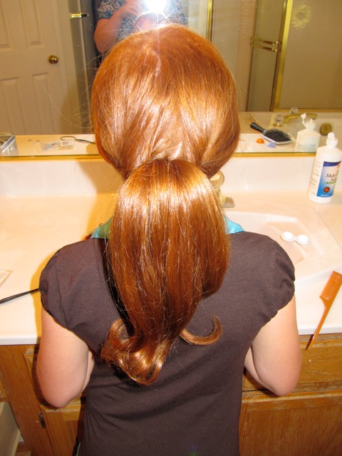 Redpunzel: Flip Through Ponytail Bun