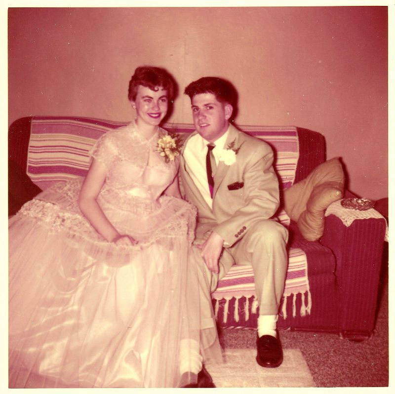 Glamorous Photos That Defined Prom Dresses Through the Years of the ...