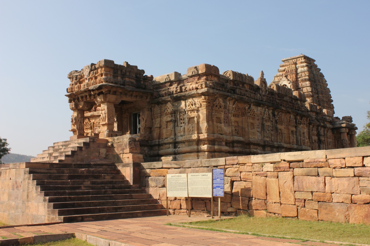 Journeys across Karnataka: Papanatha Devastana, Pattadakal