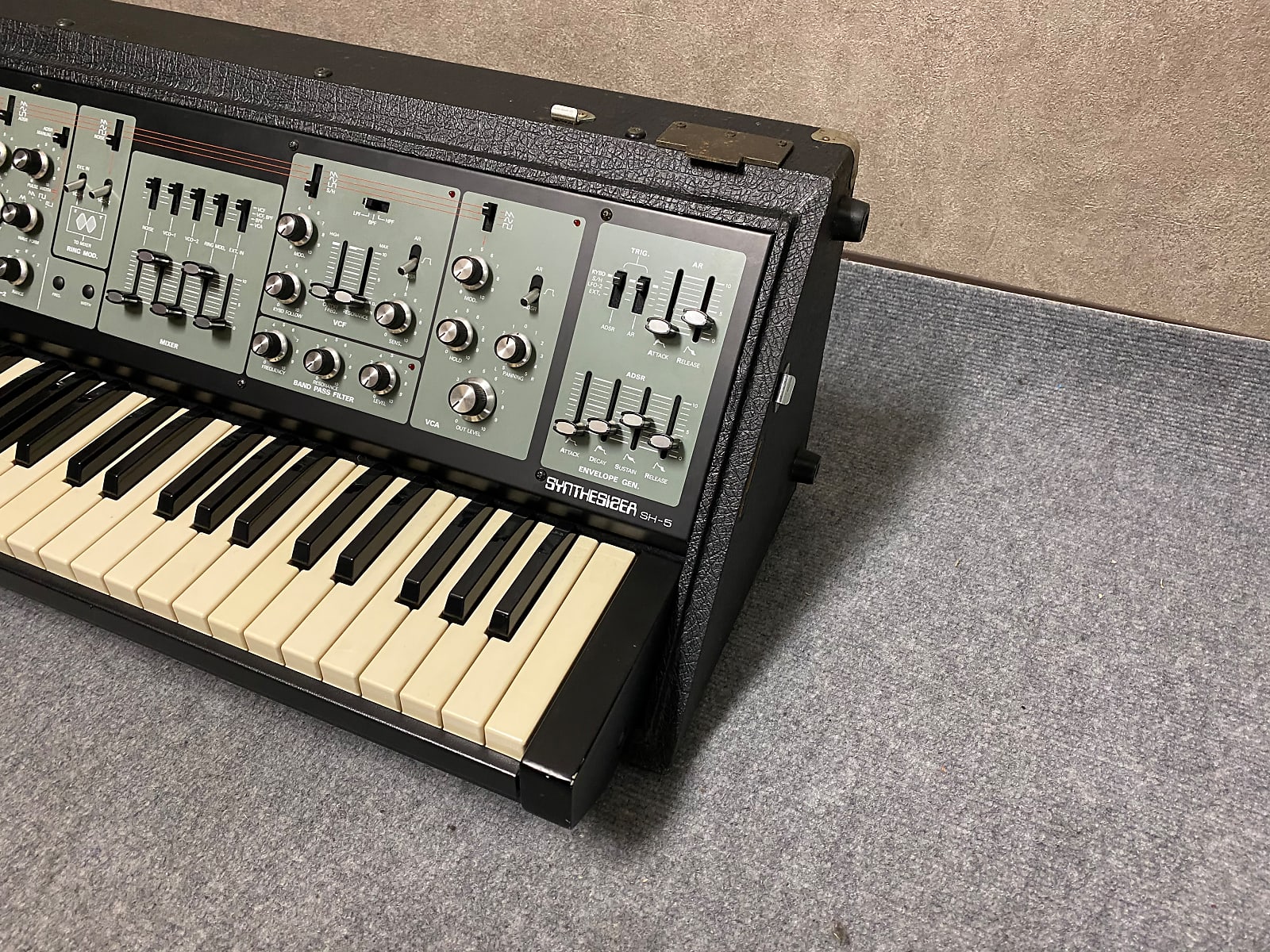 MATRIXSYNTH: Roland SH-5