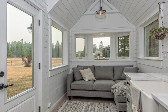 The Heritage By Summit Tiny Homes [ TINY HOUSE TOWN ]